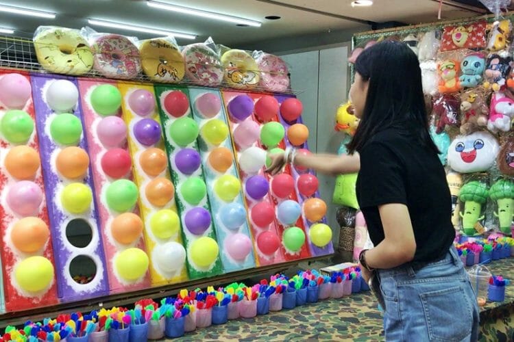 6 Reasons Why You Absolutely Must Visit a Night Market in Taiwan | Yoga ...