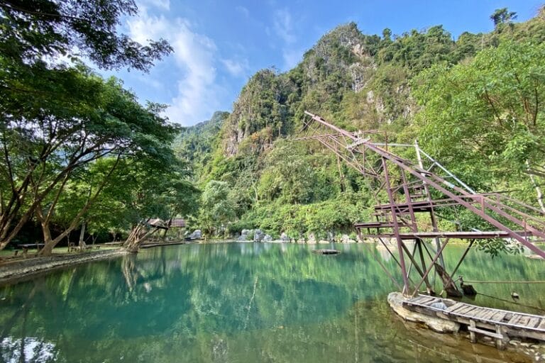 Vang Vieng in Laos: Should You Go to Blue Lagoon 1, 2, 3 or 4? | Yoga, Wine & Travel